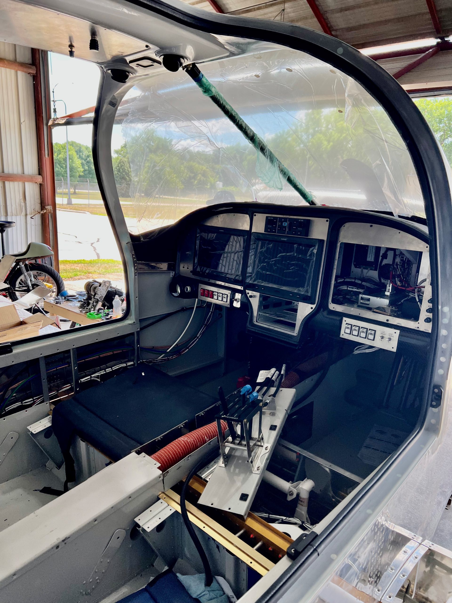 Bob Gilbert’s RV-10 – EAA Chapter 80